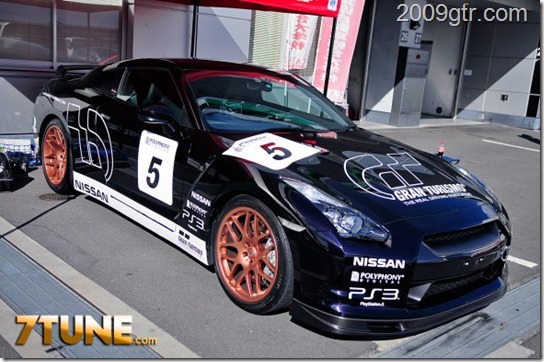 Gran Turismo 5 : R35 GT-R SpecV : The Real Car - Nissan Skyline GT-R s ...